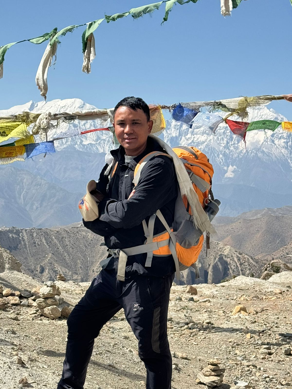 Hire Guide and Porter In Nepal– Full 2025 Cost Guide